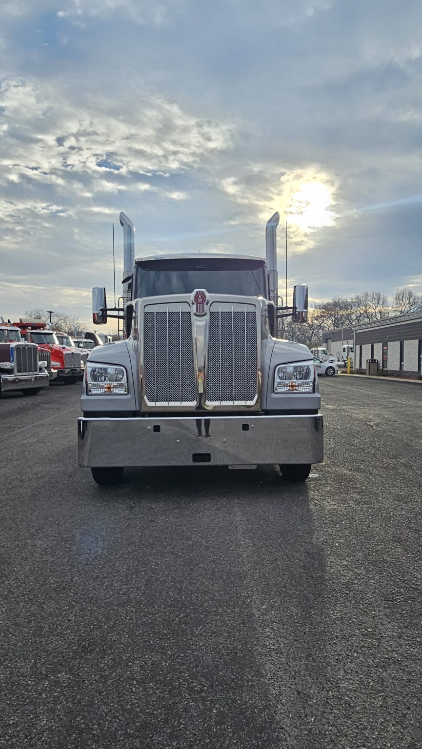 2025 KENWORTH W990 - KWPA