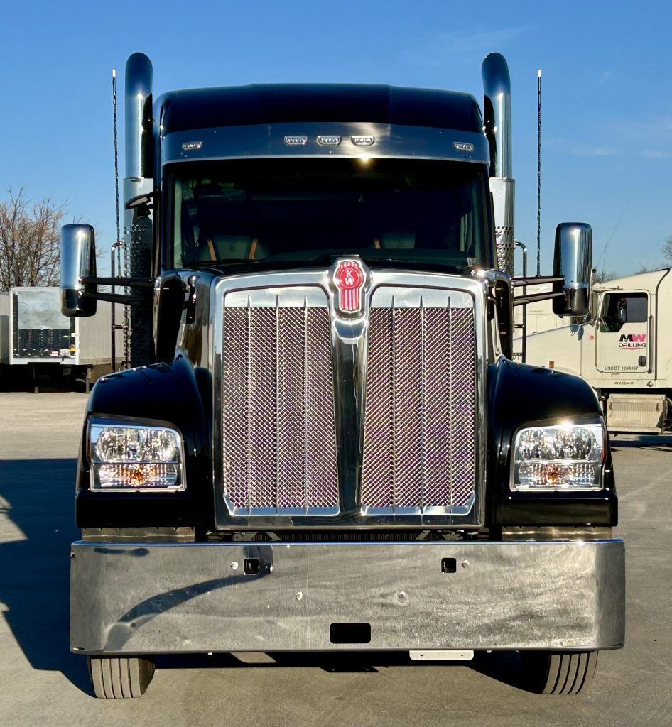 2025 KENWORTH W990 - KWPA