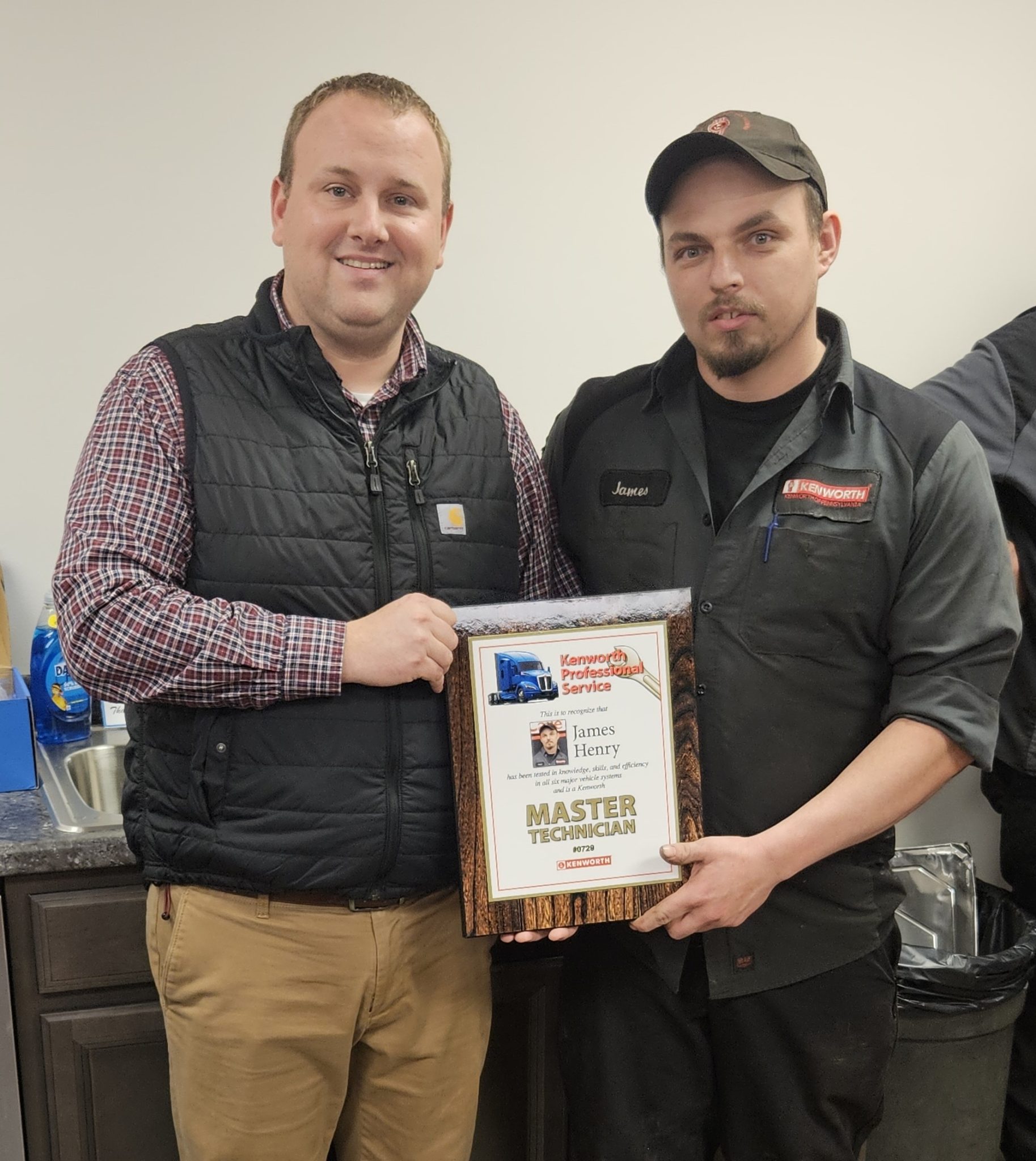 Henry Achieves Kenworth Master Certified Technician