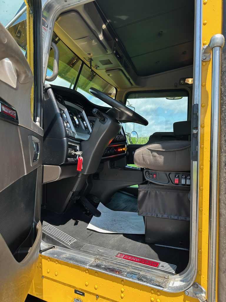 2021 KENWORTH W900B - KWPA