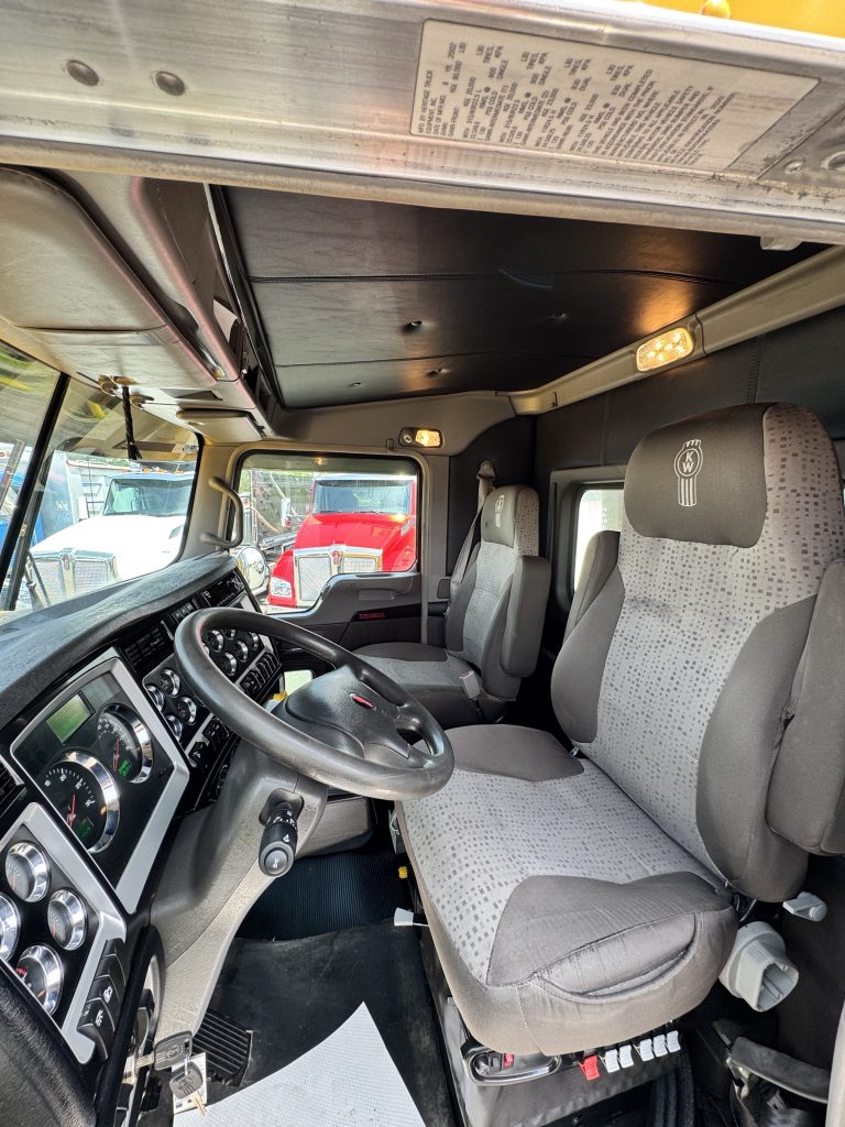 2021 KENWORTH W900B - KWPA